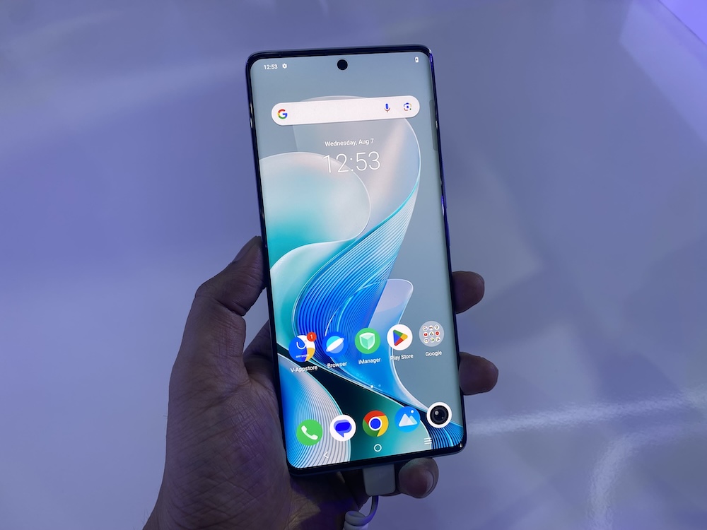 Vivo V40 and V40 Pro with 6.78-incg 120Hz AMOLED display, IP68 ratings launched in India